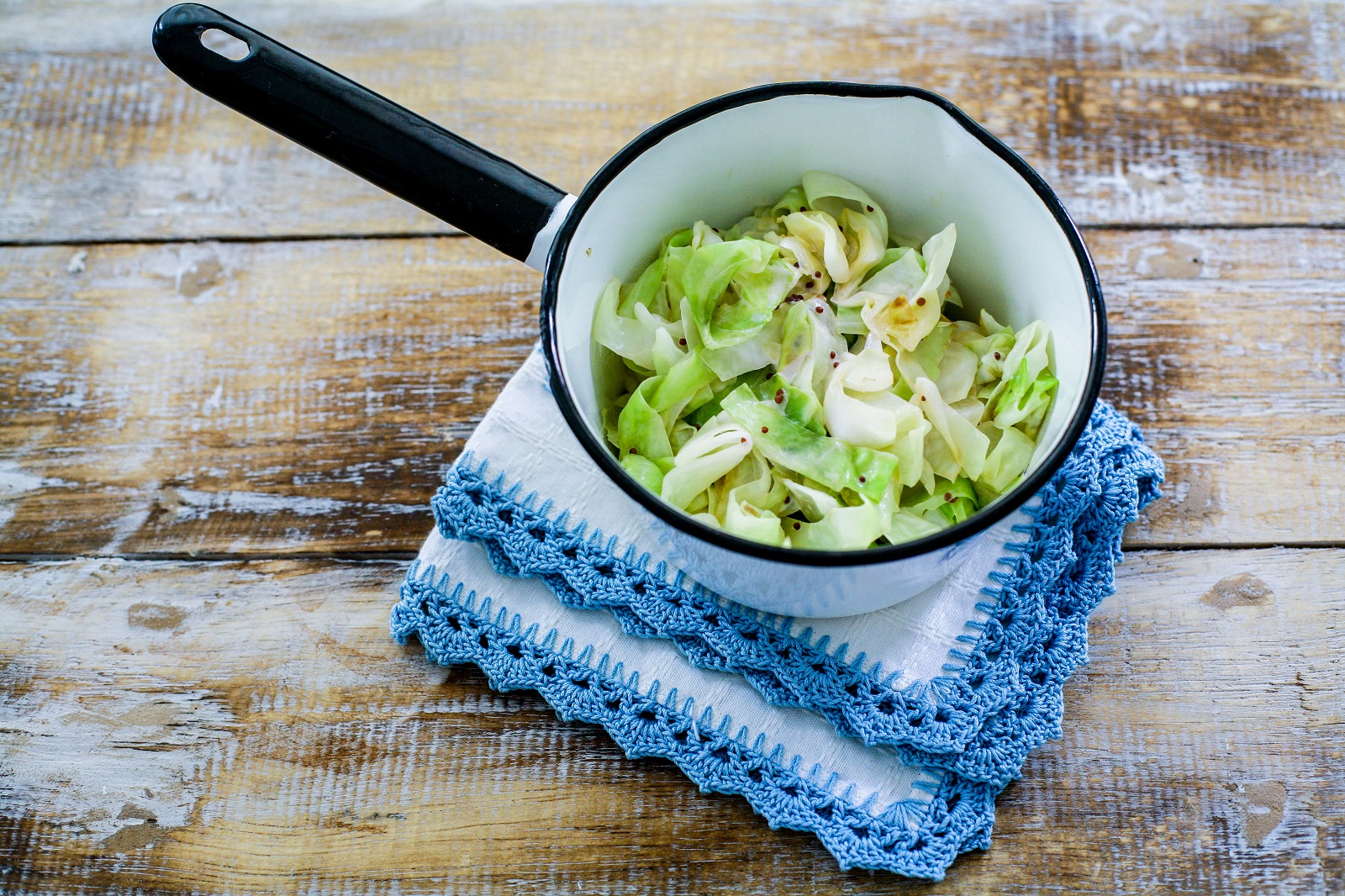 Veggipedia - Groene kool met mosterd en room